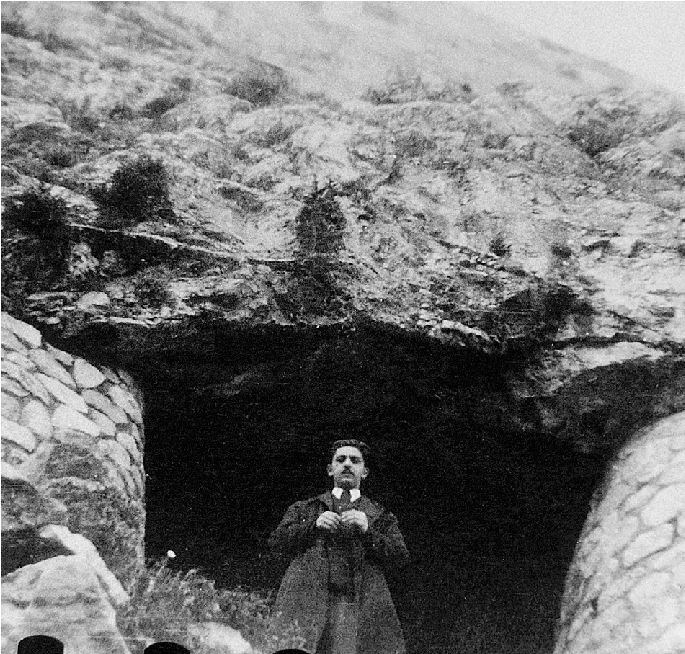 ΒΥΤΙΝΑΙΙΚΑ: ΜΙΑ ΝΥΧΤΑ ΣΤΗΝ ΑΚΡΟΠΟΛΗ, ΕΒΔΟΜΗΝΤΑ ΧΡΟΝΙΑ ΠΡΙΝ